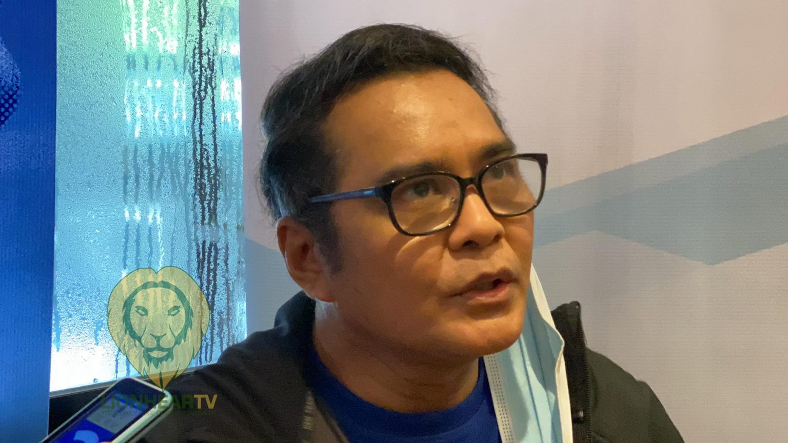 ‘Trak-trak na tauhan’: John Arcilla has an infinite number of goons in ...