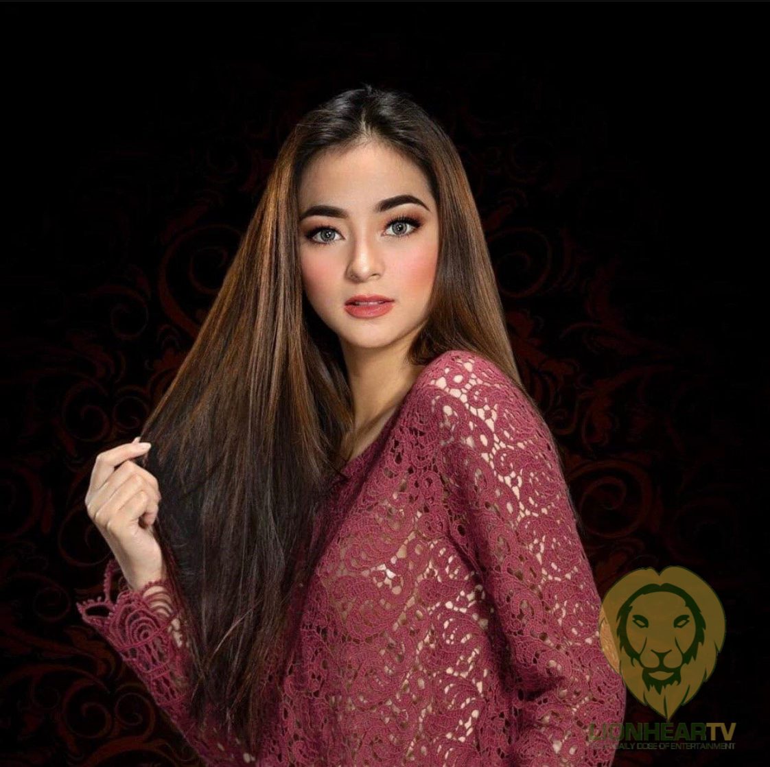 Newest sexy star AJ Raval reveals not getting support from her father ...