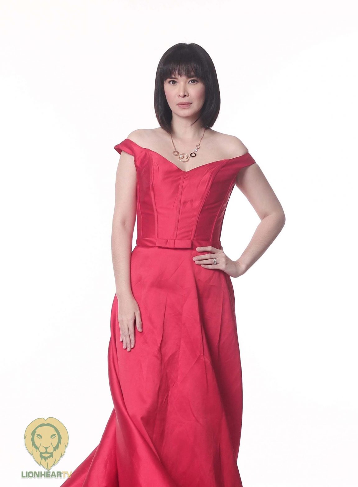 Sunshine Cruz answered a basher who asked her why she ventured into ...