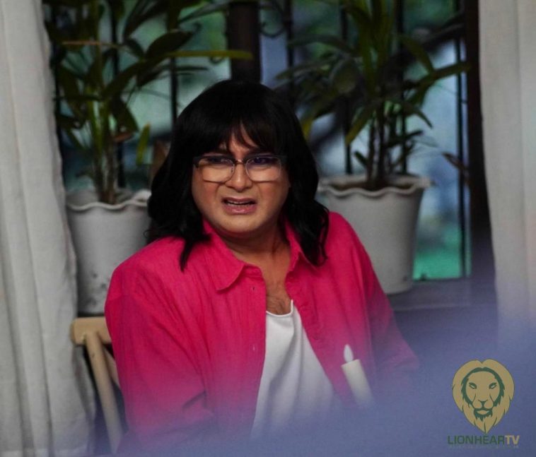 Keempee de Leon discusses how he creates his persona when assumes ...