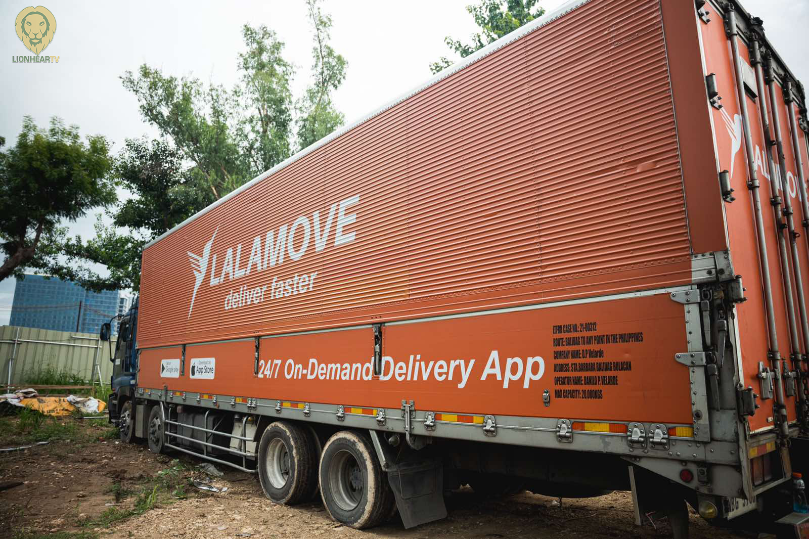 Lalamove champions Luzon-wide delivery services for IRONMAN 5150 Subic ...