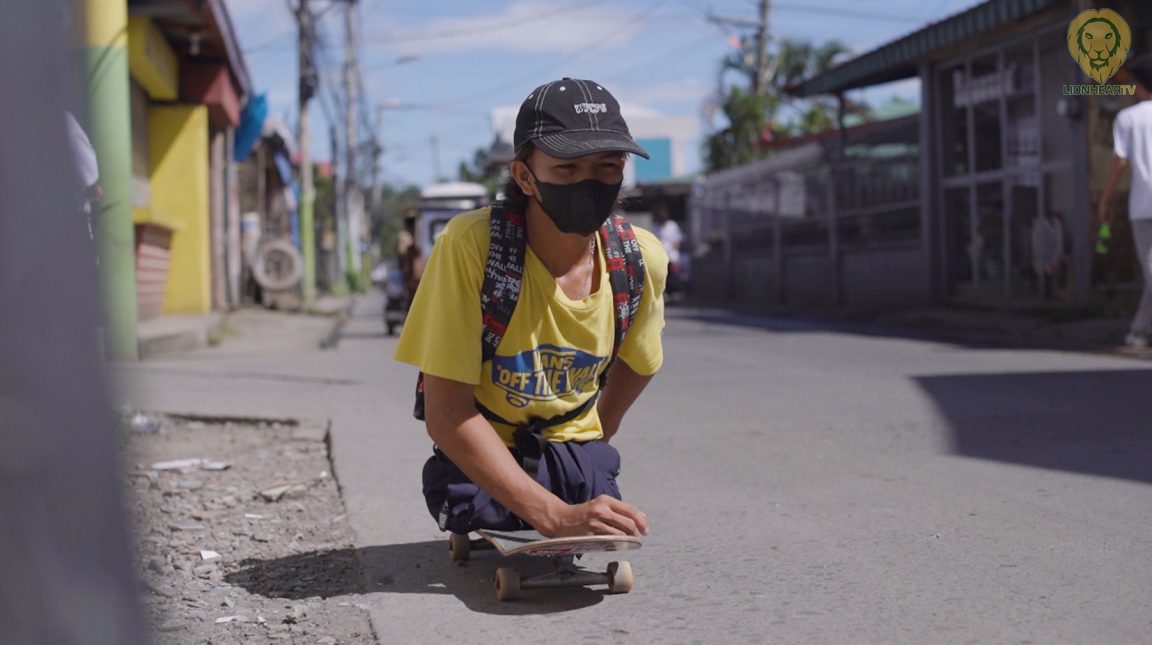 Teen Born Without Legs Do Skateboarding In Noli de Castro’s ‘KBYN ...