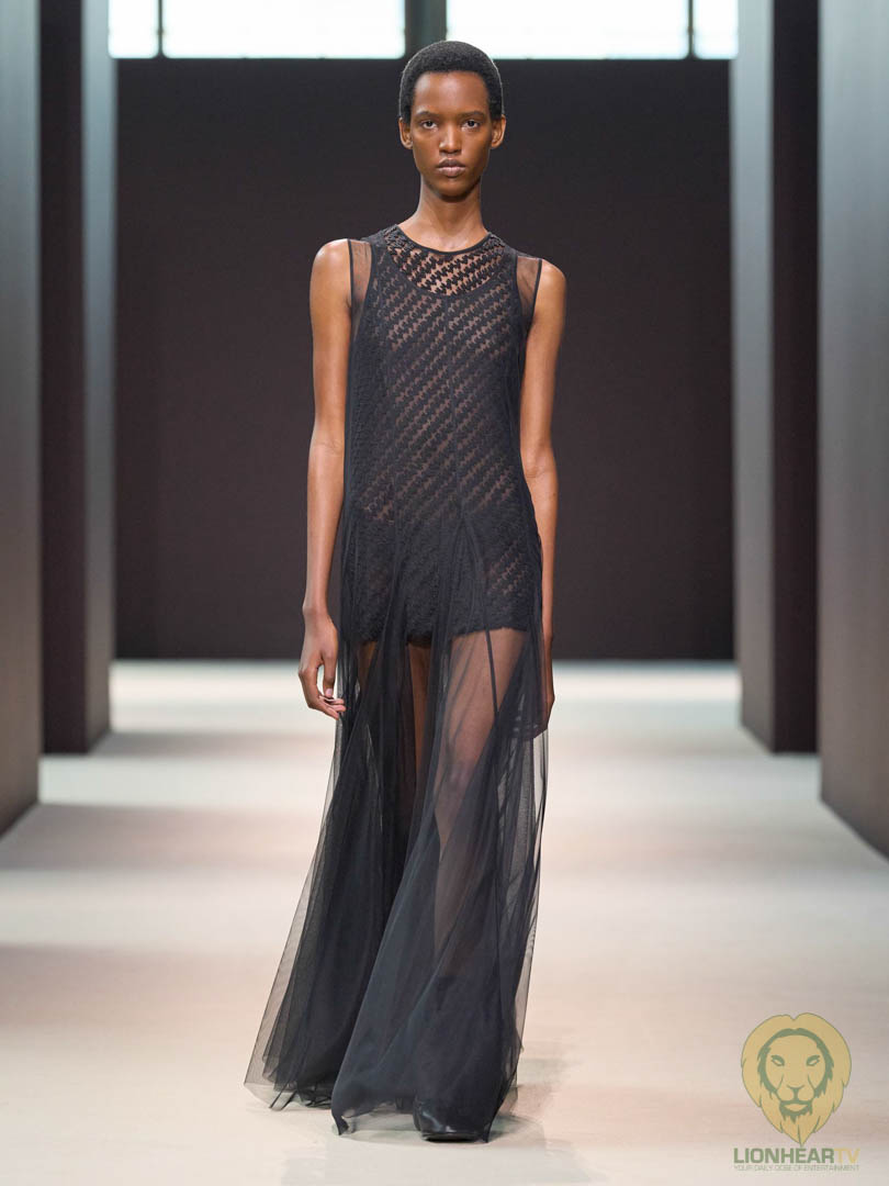 COS Unveils Its Autumn Winter Collections During New York Fashion Week ...