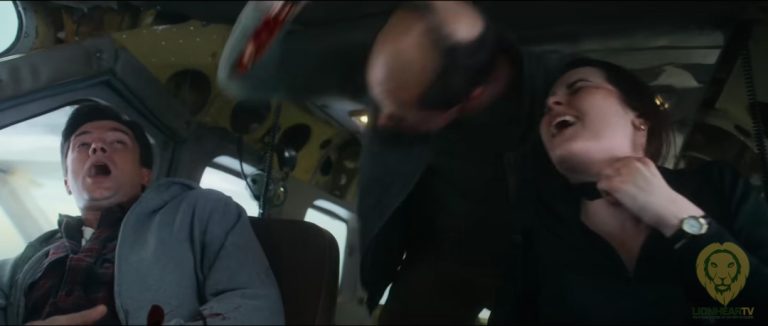 REVIEW: ‘Flight Risk’, a suspenseful, flawed thriller that barely stays ...